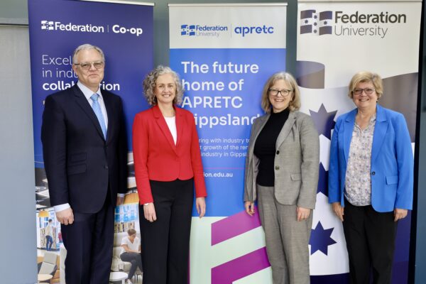 Boosting Gippsland’s clean energy future: Senator Walsh visits APRETC